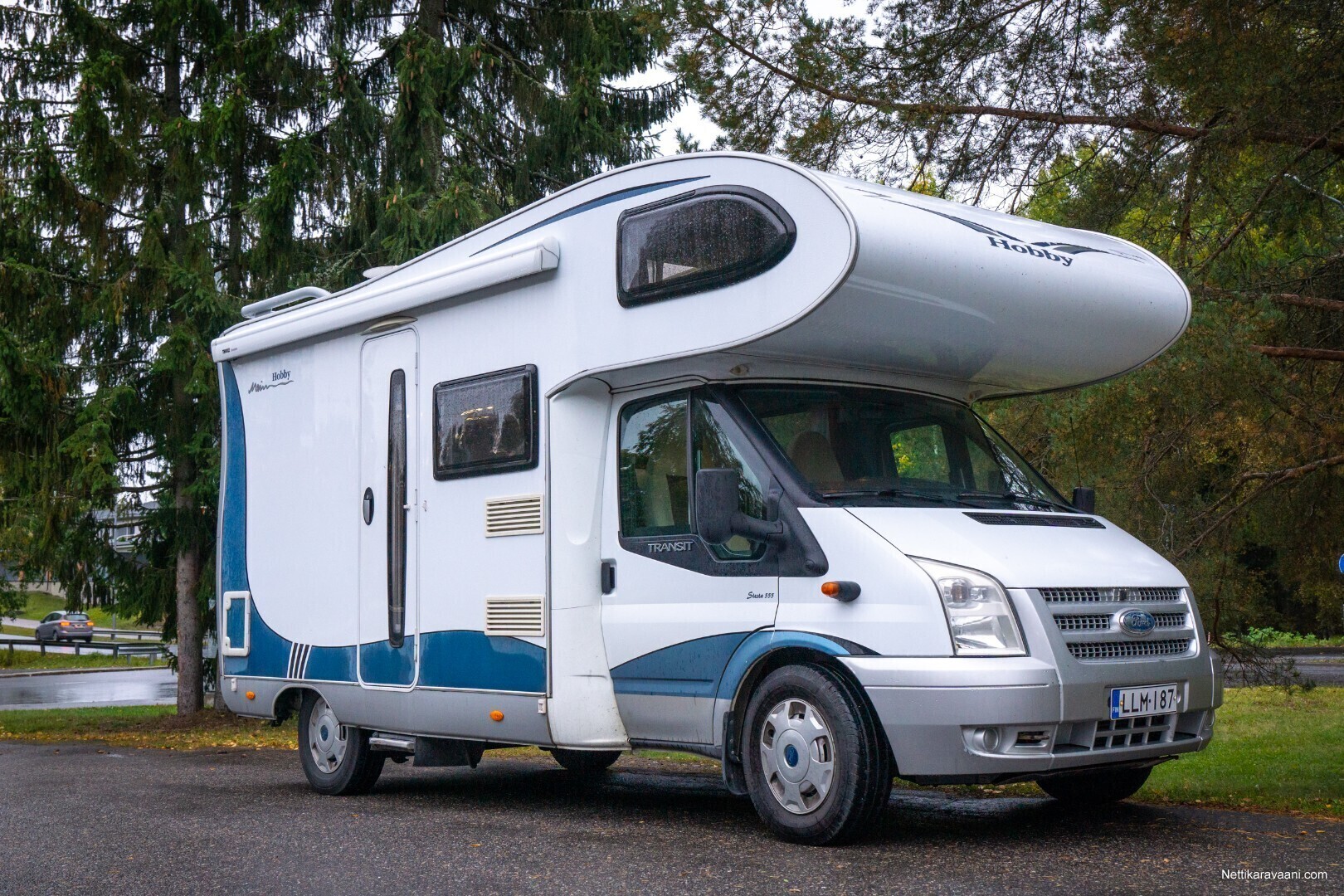 Hobby T 555 AK FS, Ford 2010 - Travel truck - Alcove - Nettikaravaani