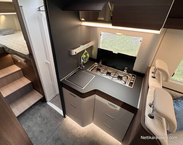 Vuokrataan Adria Matrix Supreme SL, Fiat Aloita matkasi Rovaniemeltä ...