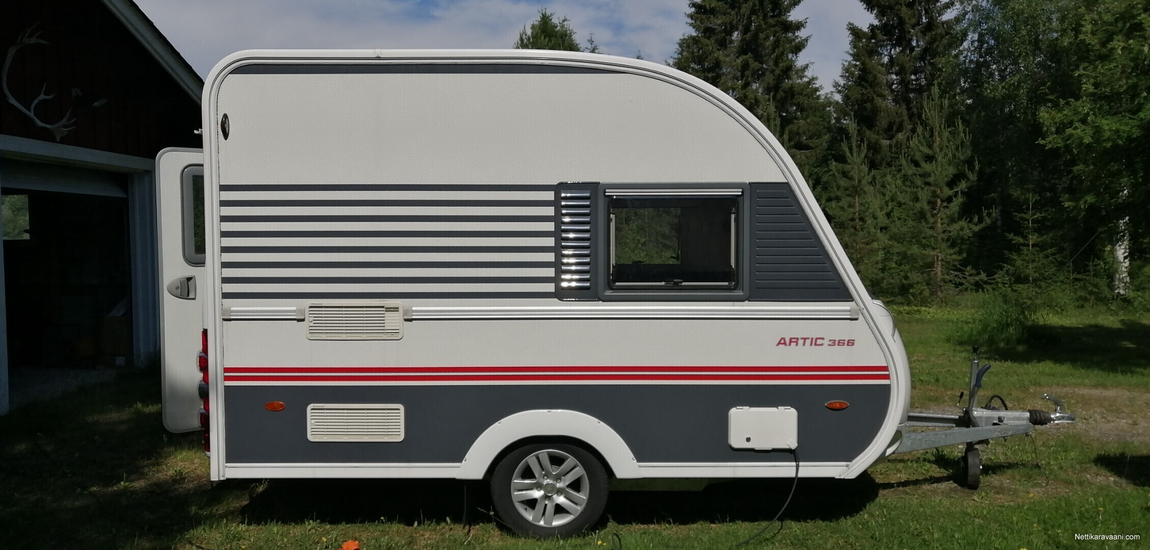 Solifer 366 artic 2010 - Matkailuvaunu - Nettikaravaani