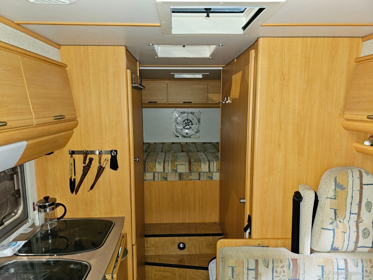 LMC 635 Liberty, Mercedes-Benz 316 CDI 2001 - Matkailuauto - Alkovi ...