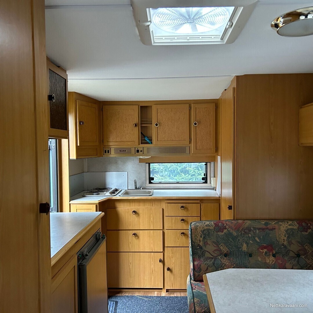 Kabe Pollux Pollux 522 1997 - Matkailuvaunu - Nettikaravaani