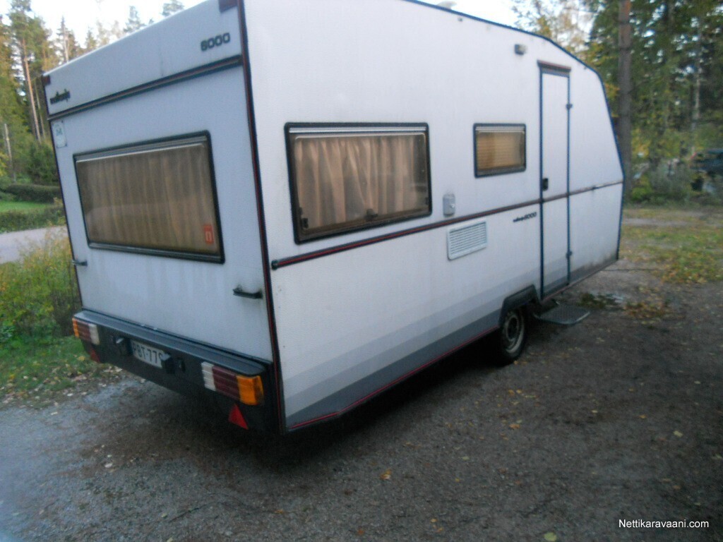 Matkaaja 6000 1988 - Matkailuvaunu - Nettikaravaani