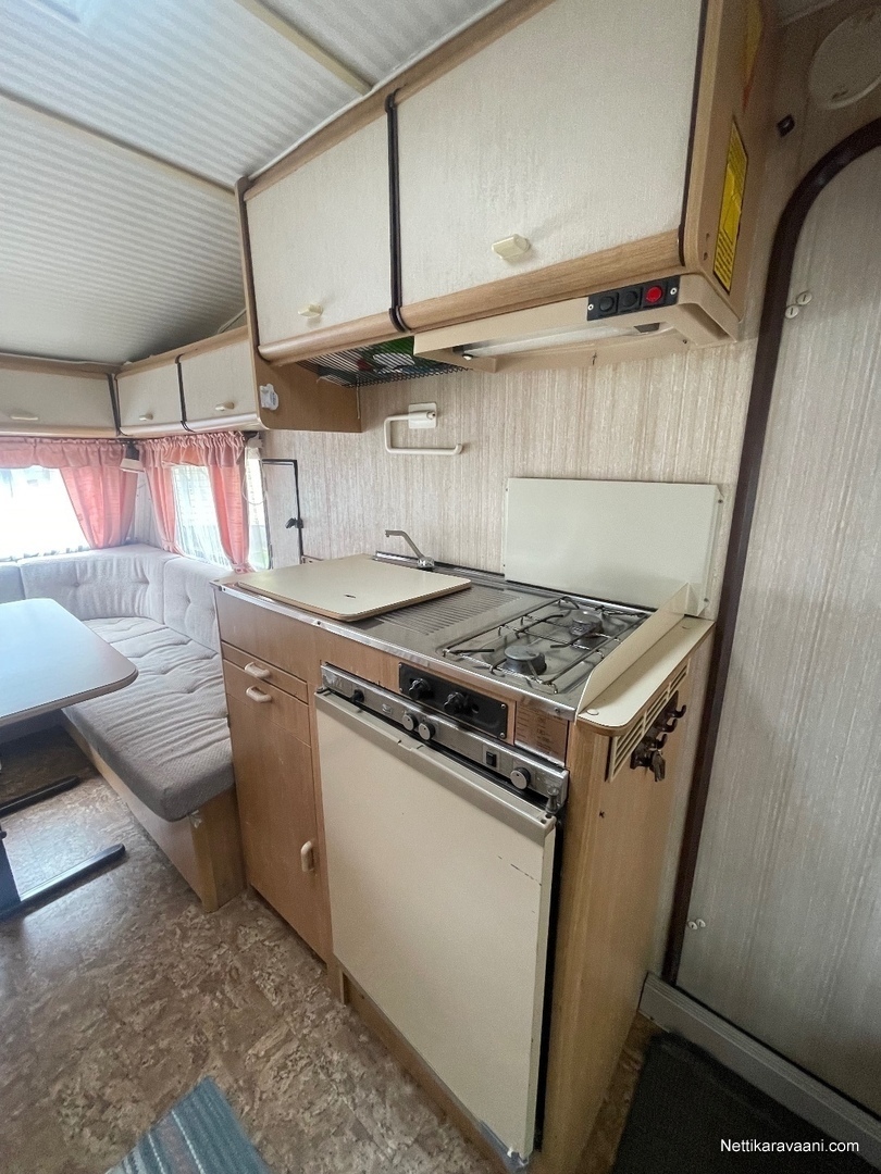 Solifer 450 Artic 450 1987 - Matkailuvaunu - Nettikaravaani