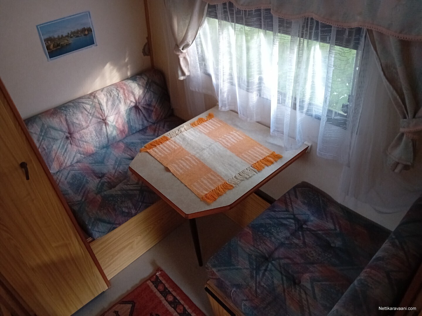 Cabby 550 Lastenhuonemalli, syyshintaan 1990 - Matkailuvaunu ...