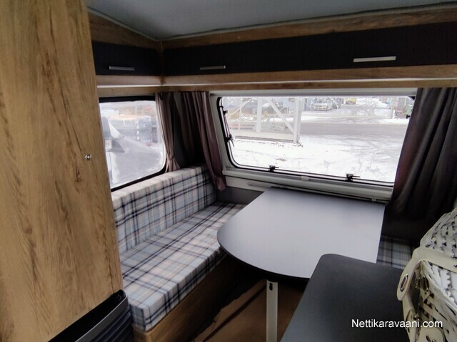 Poksi N126NT 50 vuotisjuhlamalli 2024 - Matkailuvaunu - Nettikaravaani