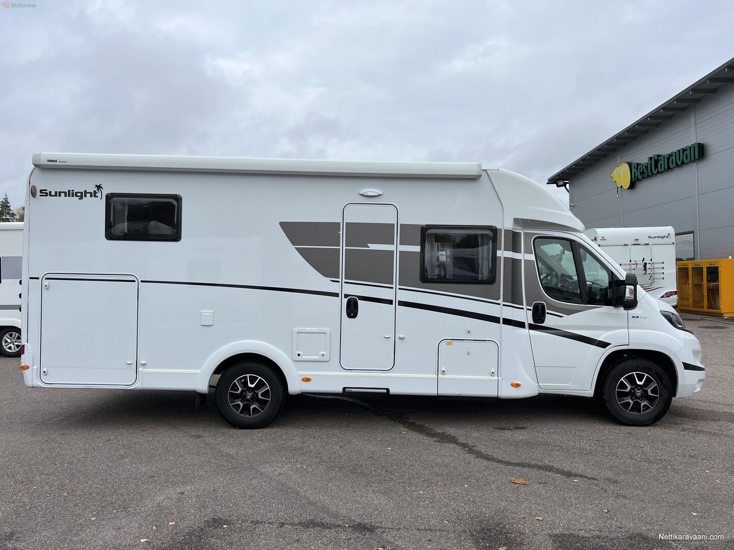 Sunlight T67 Best Edition, Fiat Ducato Light 2020 - Matkailuauto - Puoli-integroitu - Nettikaravaani