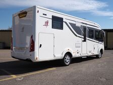 Matkailuautot, asuntoautot ja retkeilyautot - Nettikaravaani