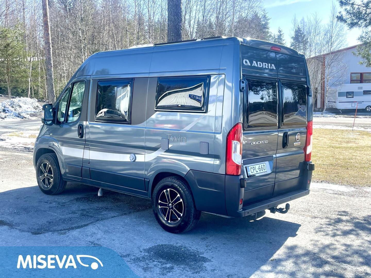 Adria Twin 500 S, Fiat 2,3 Mjet (130 HV). PITUUS 5 METRIÄ, VAIN 19TKM ...