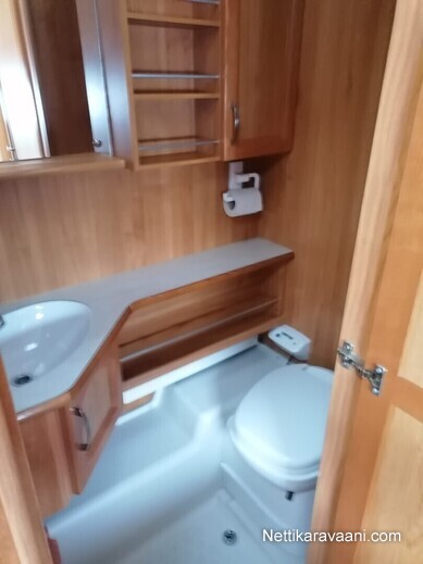 Solifer 560 arctic 560 2007 - Matkailuvaunu - Nettikaravaani