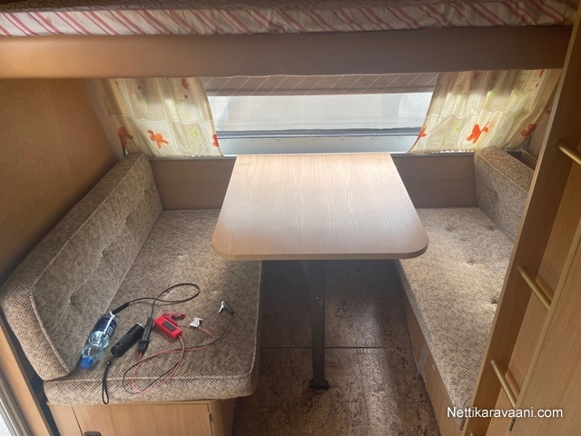 Solifer 500 Juuri katsastettu! 1984 - Travel box - Nettikaravaani