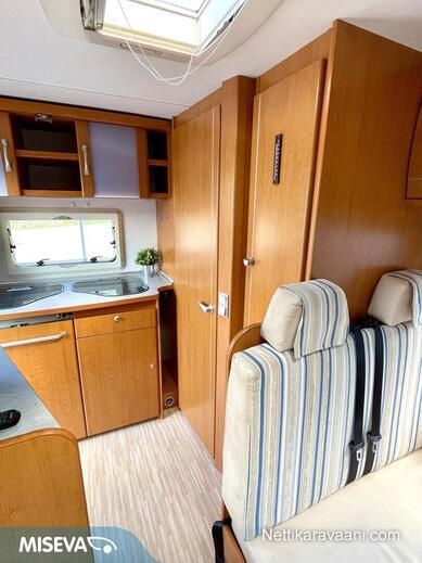 LMC Liberty A594, Ford 2,2 (110 HV) *Suosittu takakeittiö* 2009 ...