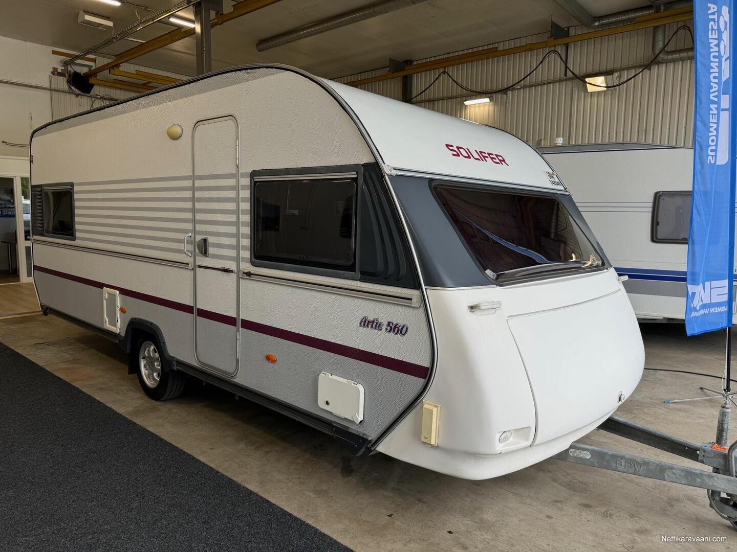 Solifer Artic 560. Vuodepaikat seitsemälle! 2006 - Travel box ...