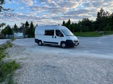 Matkailuautot, asuntoautot ja retkeilyautot - Nettikaravaani