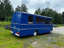 Matkailuautot, asuntoautot ja retkeilyautot - Nettikaravaani