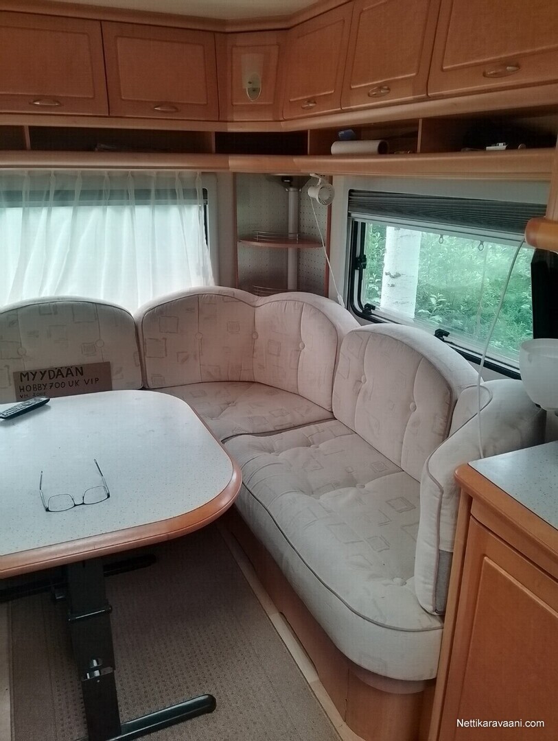 Hobby 700 SFM Exclusive Hobby 700 UK vip/Hobby 720 2005 - Matkailuvaunu ...