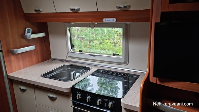 Hobby 640 Nordic Prestige 2011 - Matkailuvaunu - Nettikaravaani