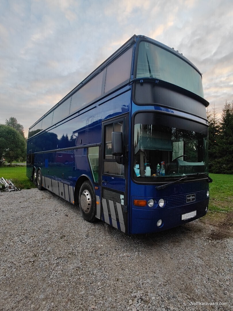 Omavalmiste Volvo B10, Volvo VanHool 1998 - Travel truck - Intergrated - Nettikaravaani